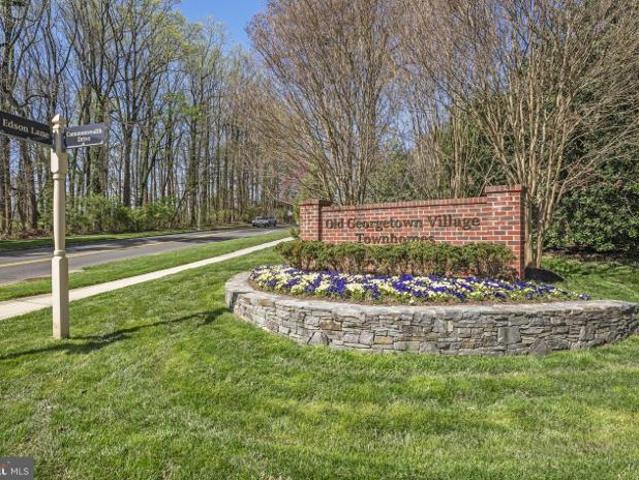 11309 Commonwealth Dr #201, Rockville, MD 20852