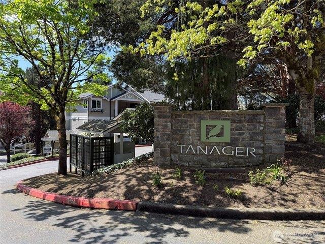 11309 NE 128th St Unit F104, Kirkland, WA 98034