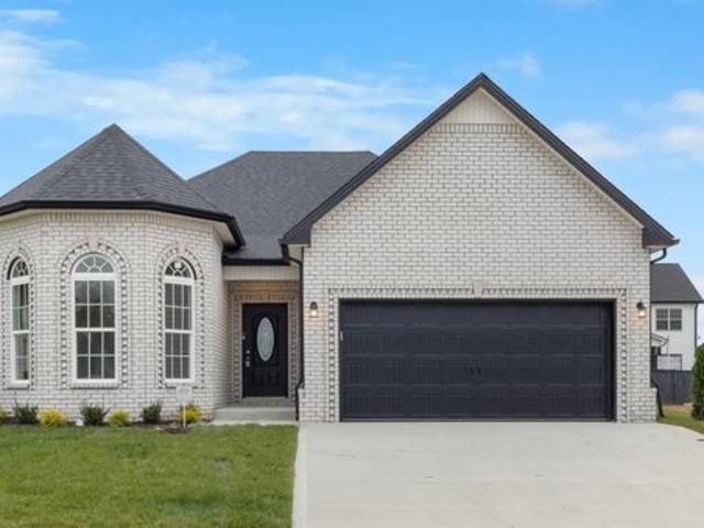 1130 Mary Lu Dr, Clarksville, TN 37042