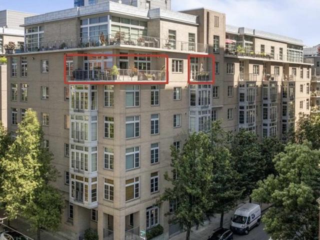 1130 NW 12th Ave Apt 600, Portland, OR 97209