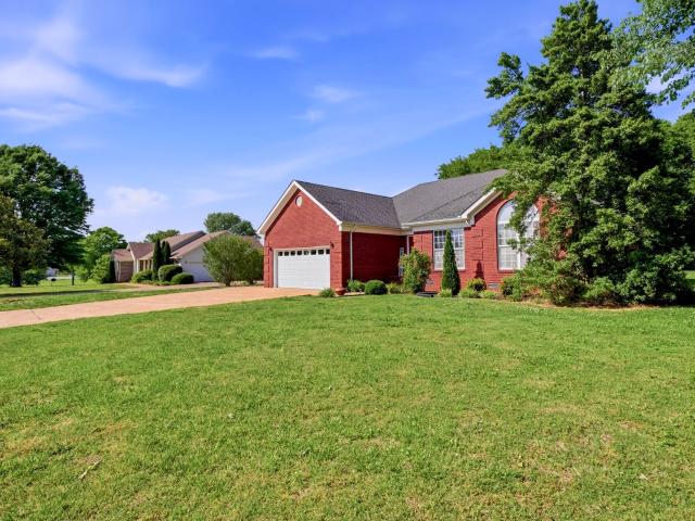 1130 Austin Cir