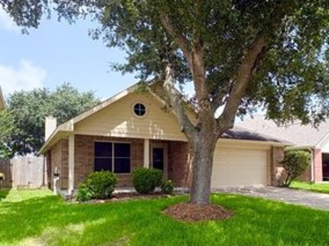 1130 Andover Dr, Pearland, TX 77584