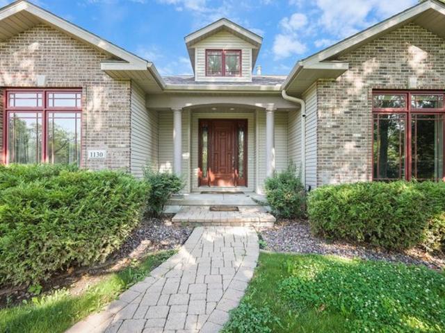 1130 Black Oak Trl, Deerfield, WI 53531