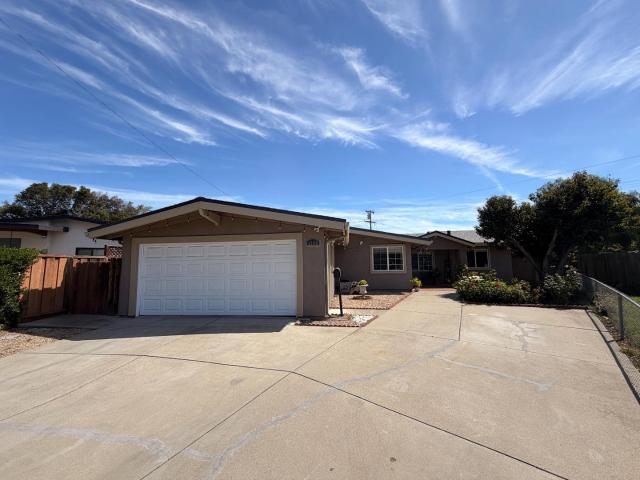 1130 Breezewood Court