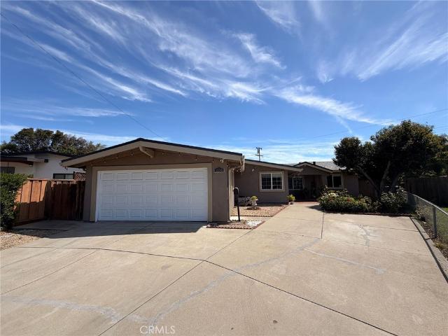 1130 Breezewood Court