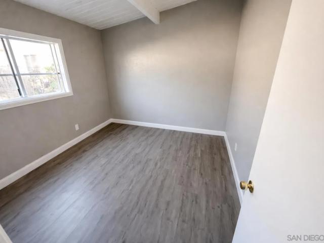 1130 E Grand Ave