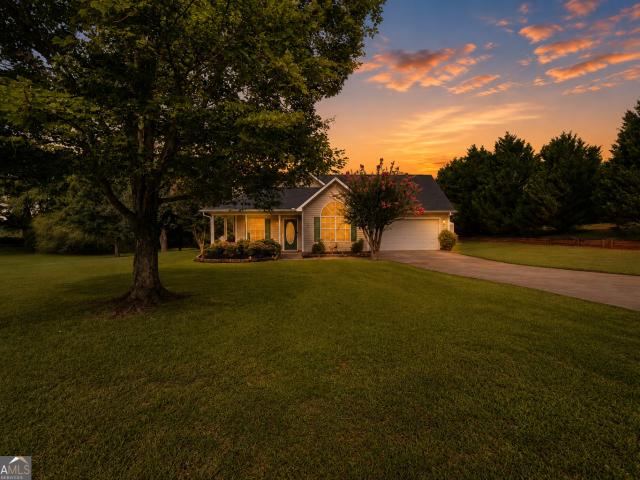 1130 Larkspur Drive