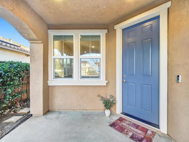 1130 Legion Ct, Dixon, CA 95620 | MLS #326003