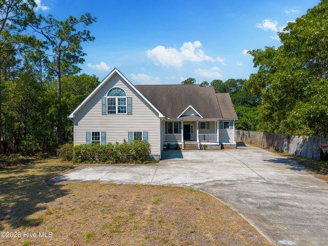 1130 President Rd, Southport, NC 28461