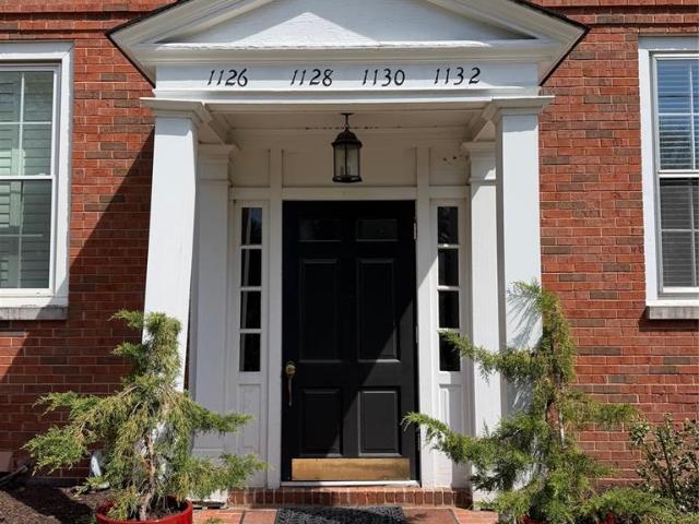 1130 S Mason Rd, St. Louis, MO 63131 | MLS #26021