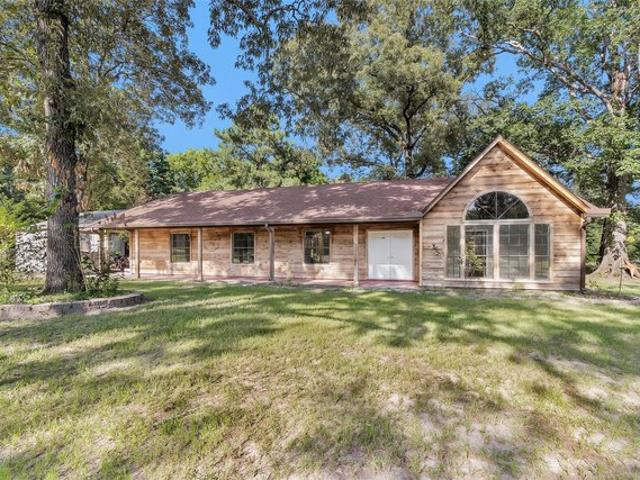 1130 Salem Church Rd, Willis, TX 77378