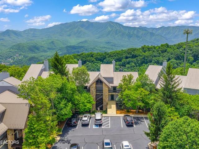 1130 Ski View Dr Unit 312, Gatlinburg, TN 37738