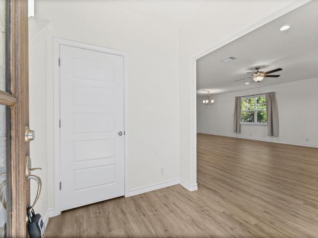 1130 Twin Deer Lane