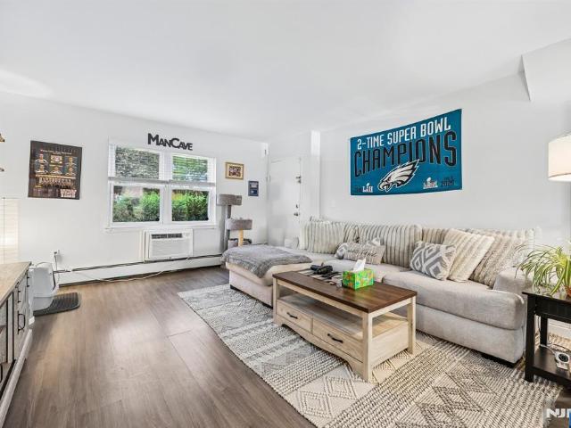 1130 Valley Road # 1B