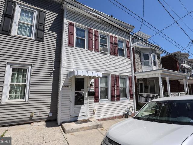 1130 W Norwegian Street