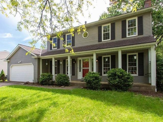 1130 Waterbury Dr, Medina, OH 44256