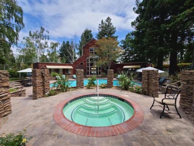 1130 Yarwood Ct, San Jose, CA 95128