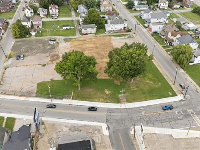 1130 19th St, Parkersburg, WV 26101