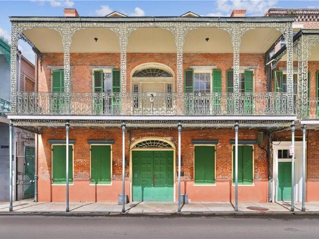 1130 1 Chartres Street
