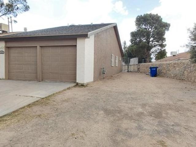 11313 Lake Nemi Dr Unit B, El Paso, TX 79936