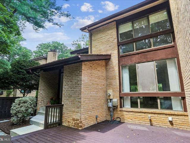 11310 Dockside Circle