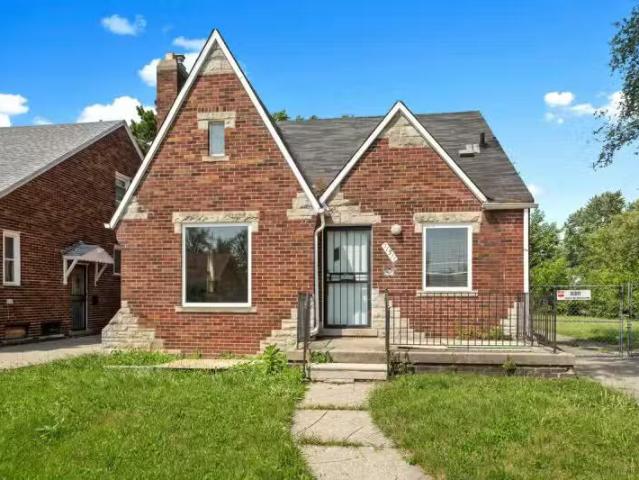 11311 ENGLESIDE ST, DETROIT, MI 48205 Single Family Residence.