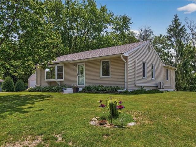 11311 Lorry Ln W, Minnetonka, MN 55305