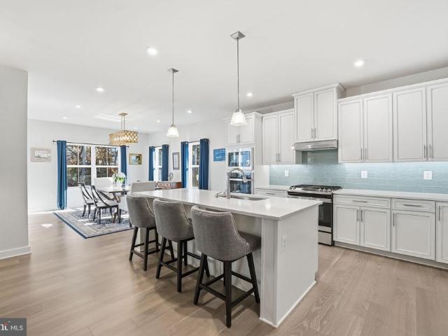 11311 Oakville Lane
