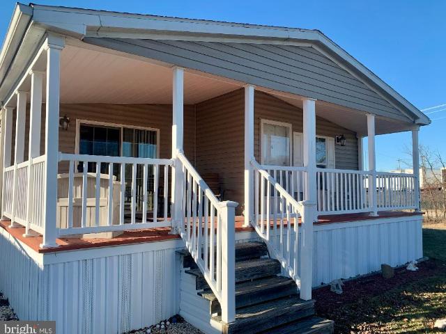 11312 Hawthorne Ct, Hagerstown, MD 21740 | MLS #MDWA2036 | Compass