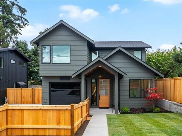 11312 NE 60th St, Kirkland, WA 98033