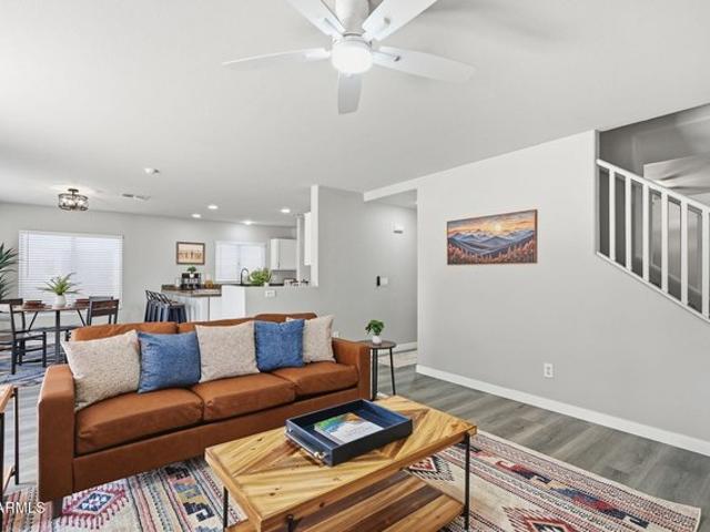 11317 W Austin Thomas Dr, Surprise, AZ 85378