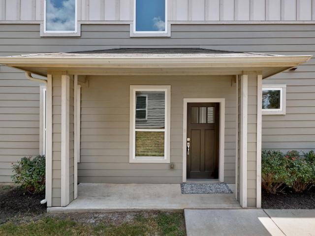 11315 Gadsen Ln