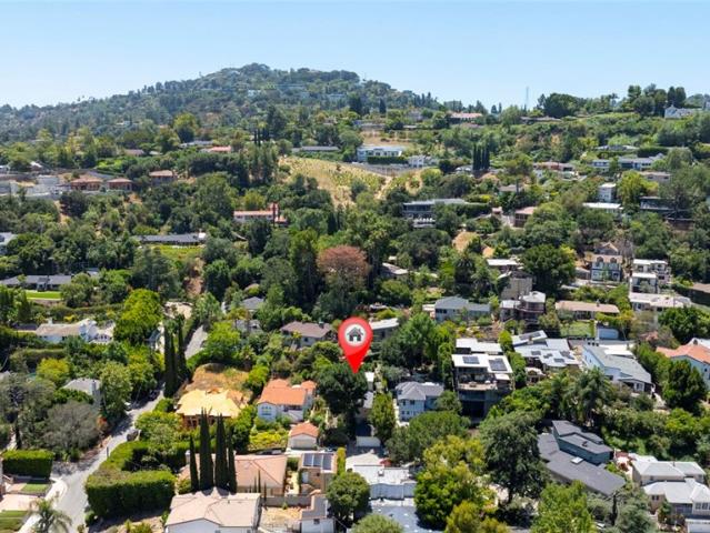 11316 Sunshine Ter, Studio City, CA 91604 | MLS #GD26127