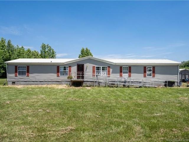 11318 Cortner Rd, Marysville, IN 47141