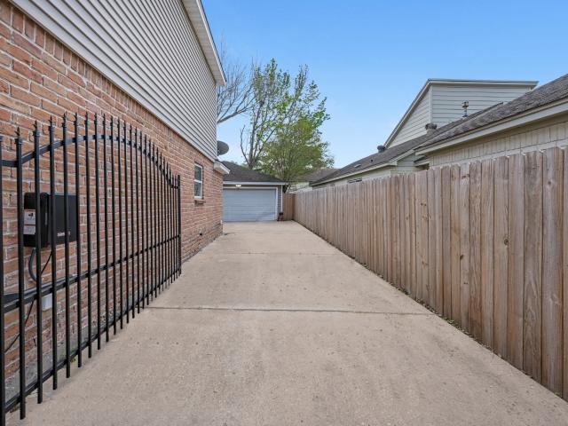 11319 Briar Forest Drive