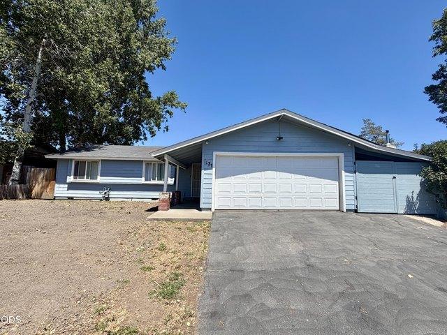 1131 Merryman Dr, Klamath Falls, OR 97603