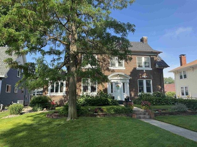 1131 N St Joseph Ave, Hastings, NE 68901