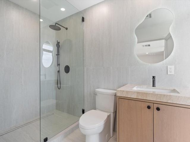 1131 NE 12th Ave, Fort Lauderdale, FL 33304