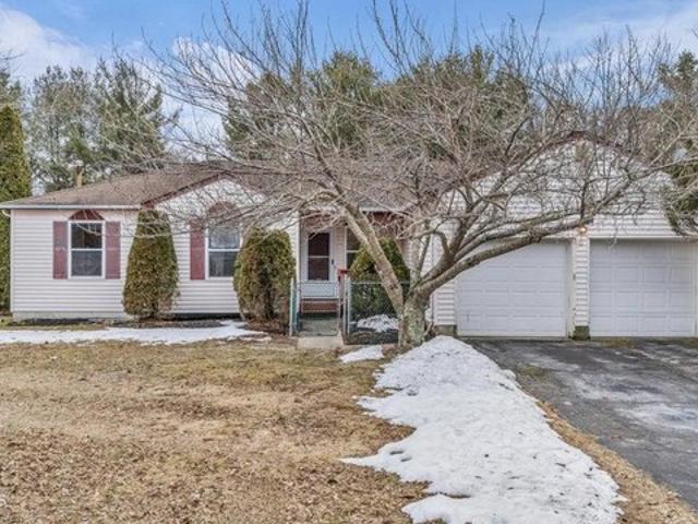 1131 Carollina St, Lakewood, NJ 08701