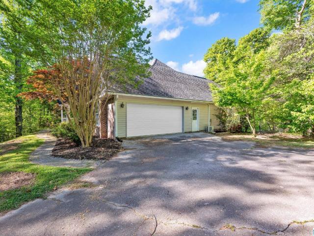 1131 Cedar Creek Road