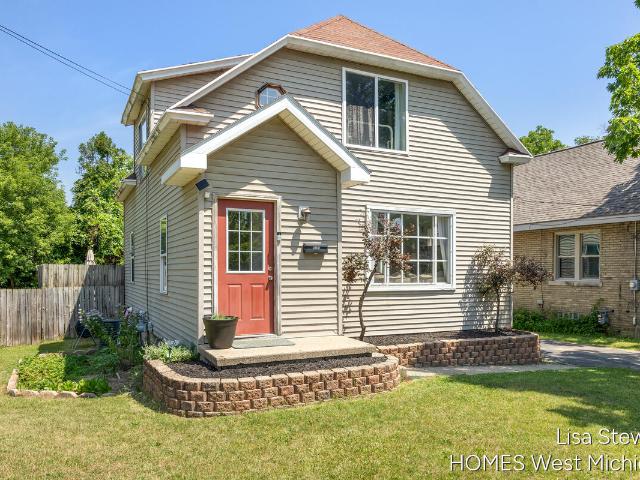 1131 Crescent Street