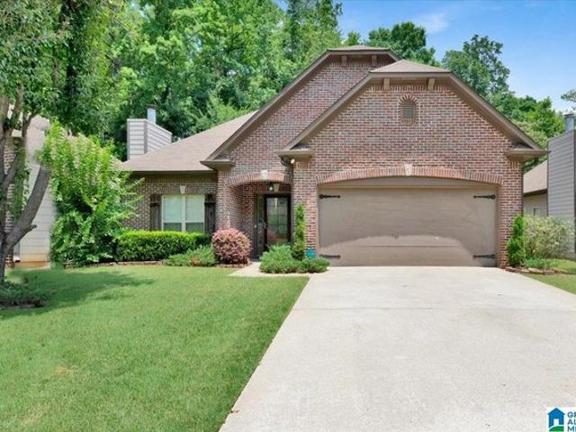 1131 Eagle Dr, Maylene, AL 35114