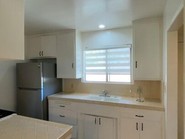 1131 Elm Avenue G