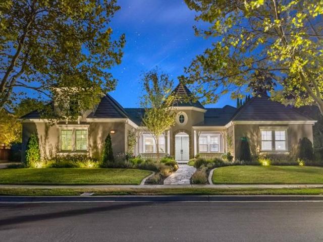 1131 Laguna Creek Ln, Pleasanton, CA 94566