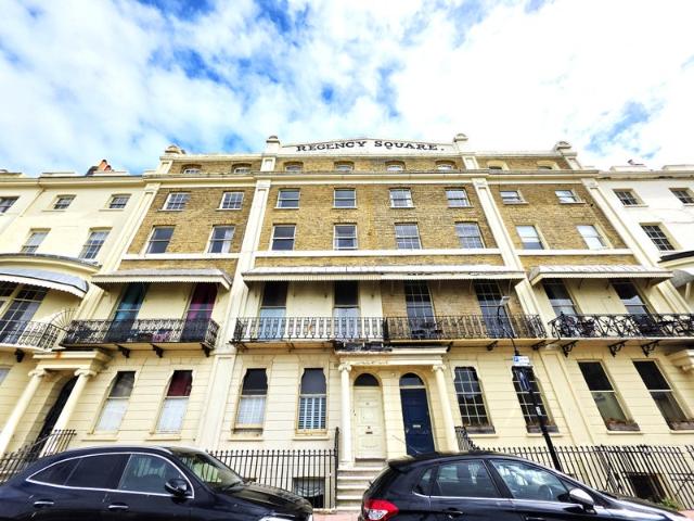 11/31 Regency Square, Brighton, East Sussex