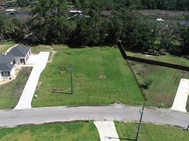 1131 River Oaks Rd, Brunswick, GA 31523