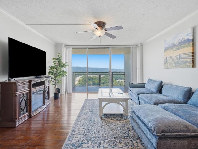 1131 Stringers Ridge Road