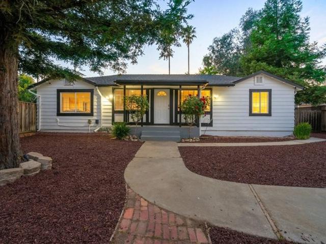 1131 Shamrock Dr, Campbell, CA 95008
