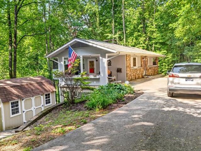 1131 Tanrac Trl, Gatlinburg, TN 37738