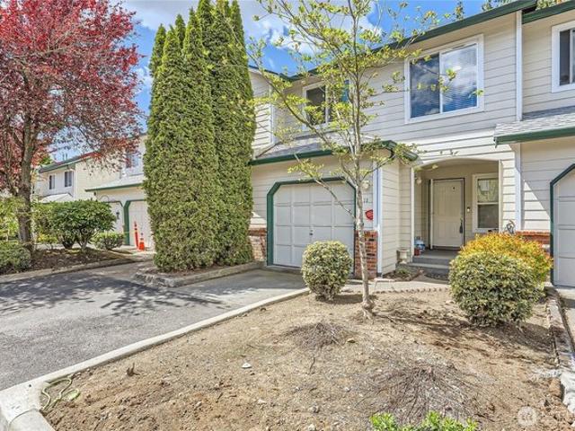 1131 th St SW Unit J3, Everett, WA 98204